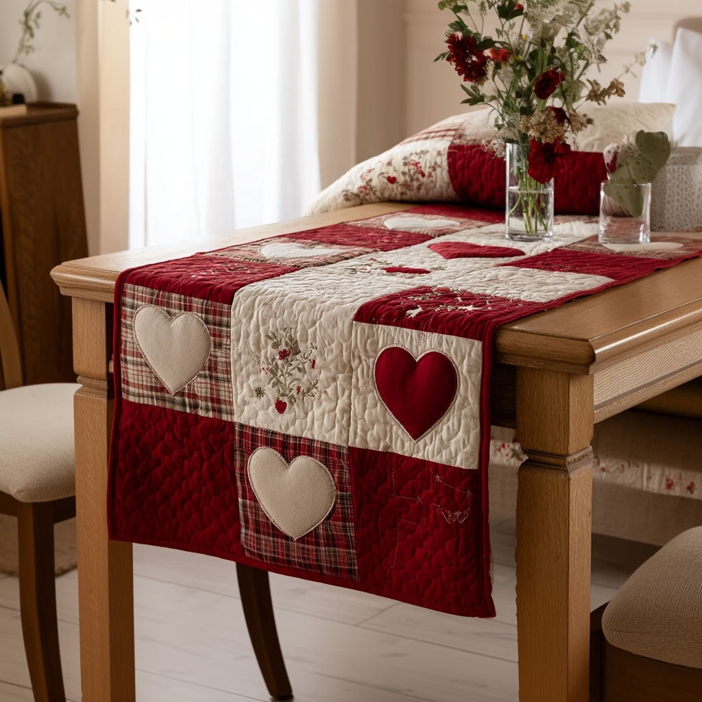 Farmhouse Hearts Quilted Table Runner NCU0NT11954 – Vantique
